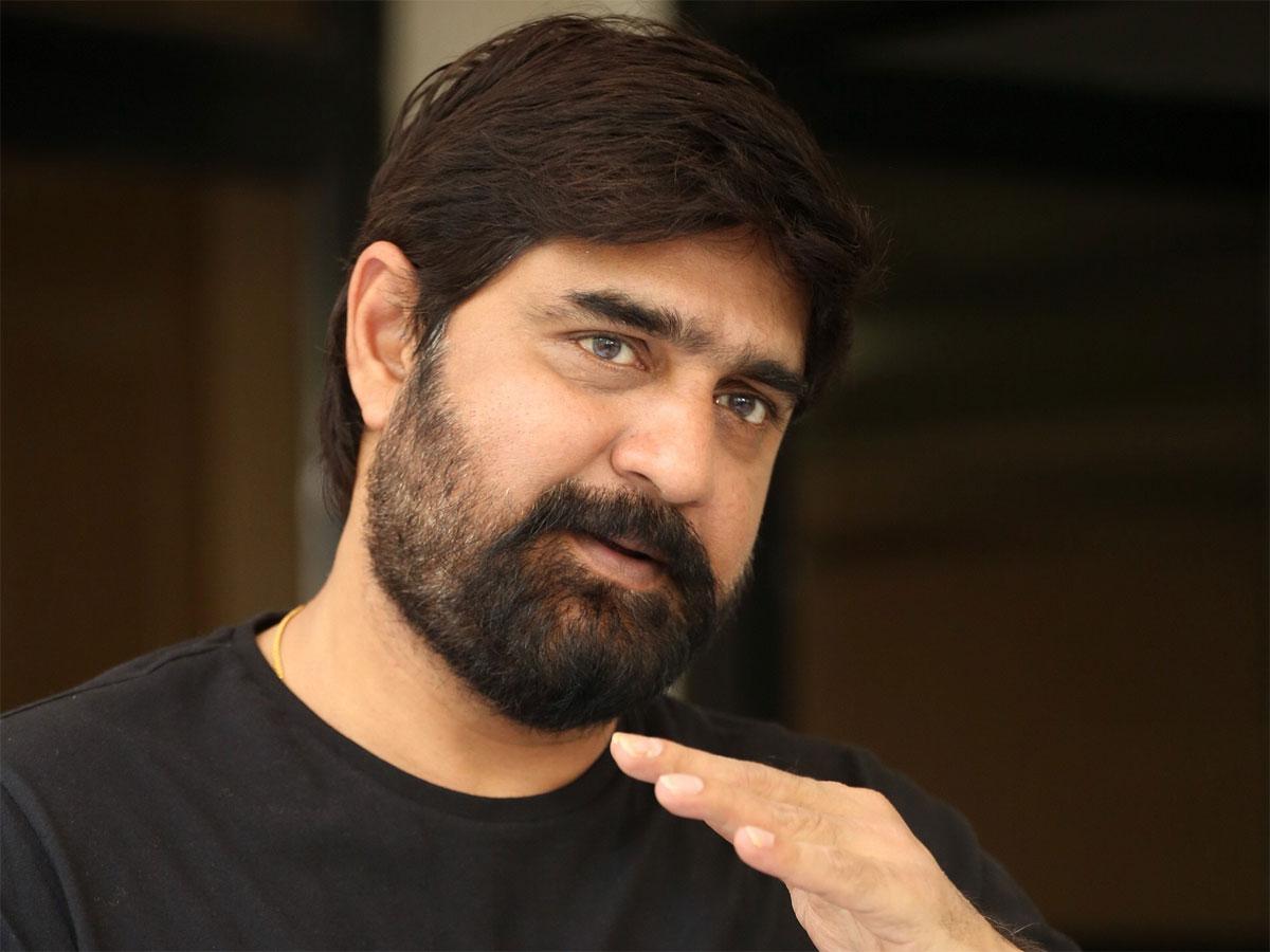 Srikanth : ఇండ‌స్ట్రీకి పెద్ద ఆయ‌నే.. శ్రీ‌కాంత్ వ్యాఖ్య‌లు వైర‌ల్‌..