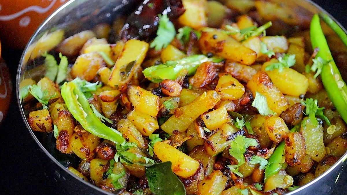 Aloo Pepper Fry : మిరియాలు వేసి ఆలు ఫ్రై.. రుచి చూస్తే అస‌లు ...