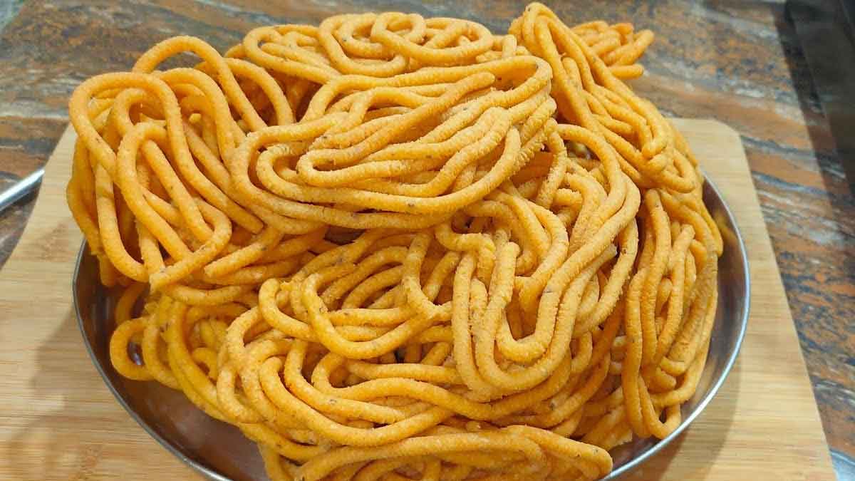 Minapa Janthikalu : మిన‌ప జంతిక‌ల‌ను ఇలా చేశారంటే.. రుచిగా క‌ర‌క‌ర‌లాడుతాయి.. - Ayurvedam365