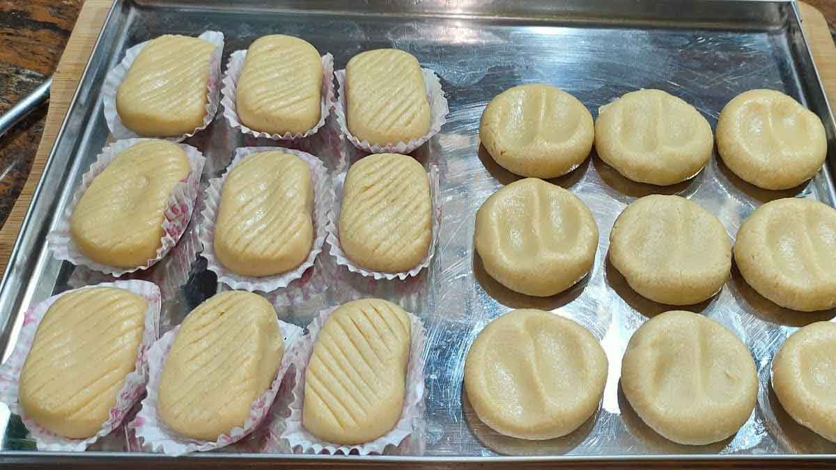 Sweet Shop Style Palakova : స్వీట్ షాపుల్లో ల‌భించే విధంగా పాల‌కోవాను ...